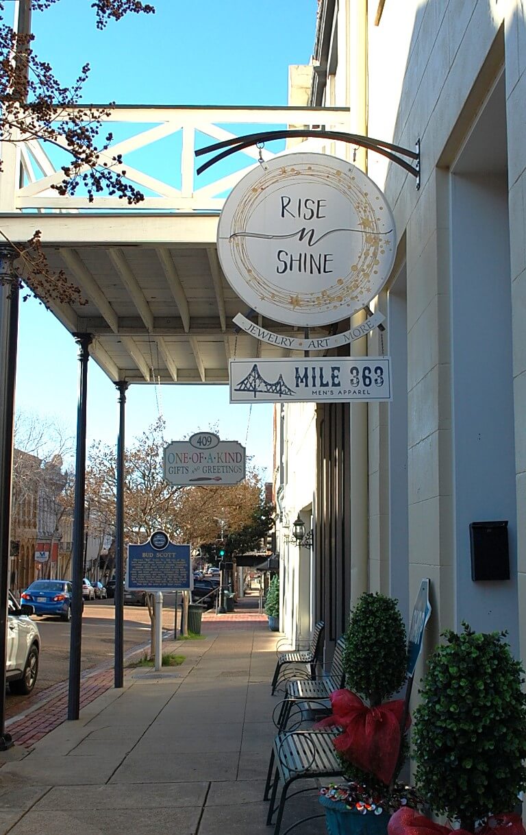 Rise N Shine Studio by Melissa Vaughan – Visit Natchez